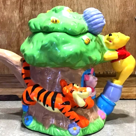 houston harvest | Kitchen | Winnie The Pooh Ceramic Tea Pot Houston ...